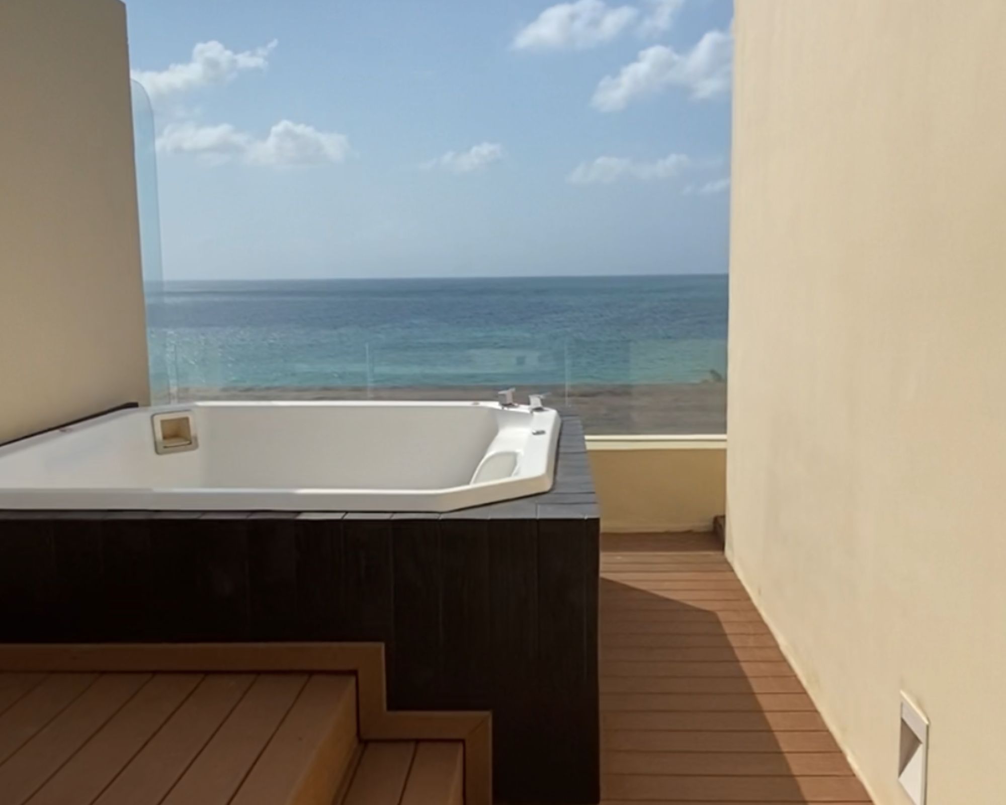 Royalton Riviera Cancun Rooftop Terrace Secrets | Jess Carrier